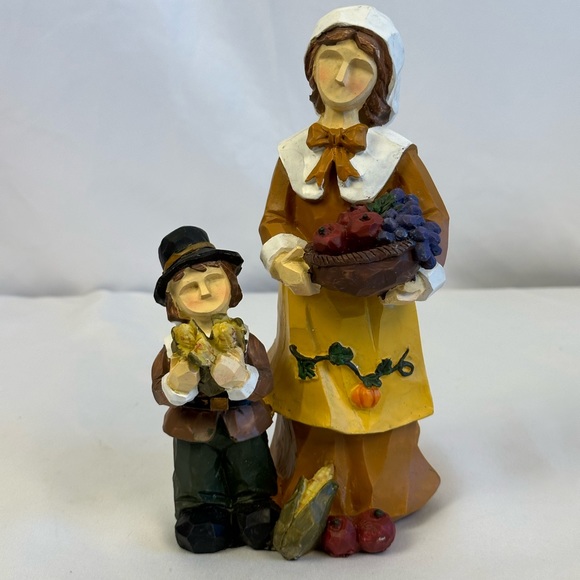 Tii Collections | Holiday | Tii Collections Pilgrim With Child Hand ...